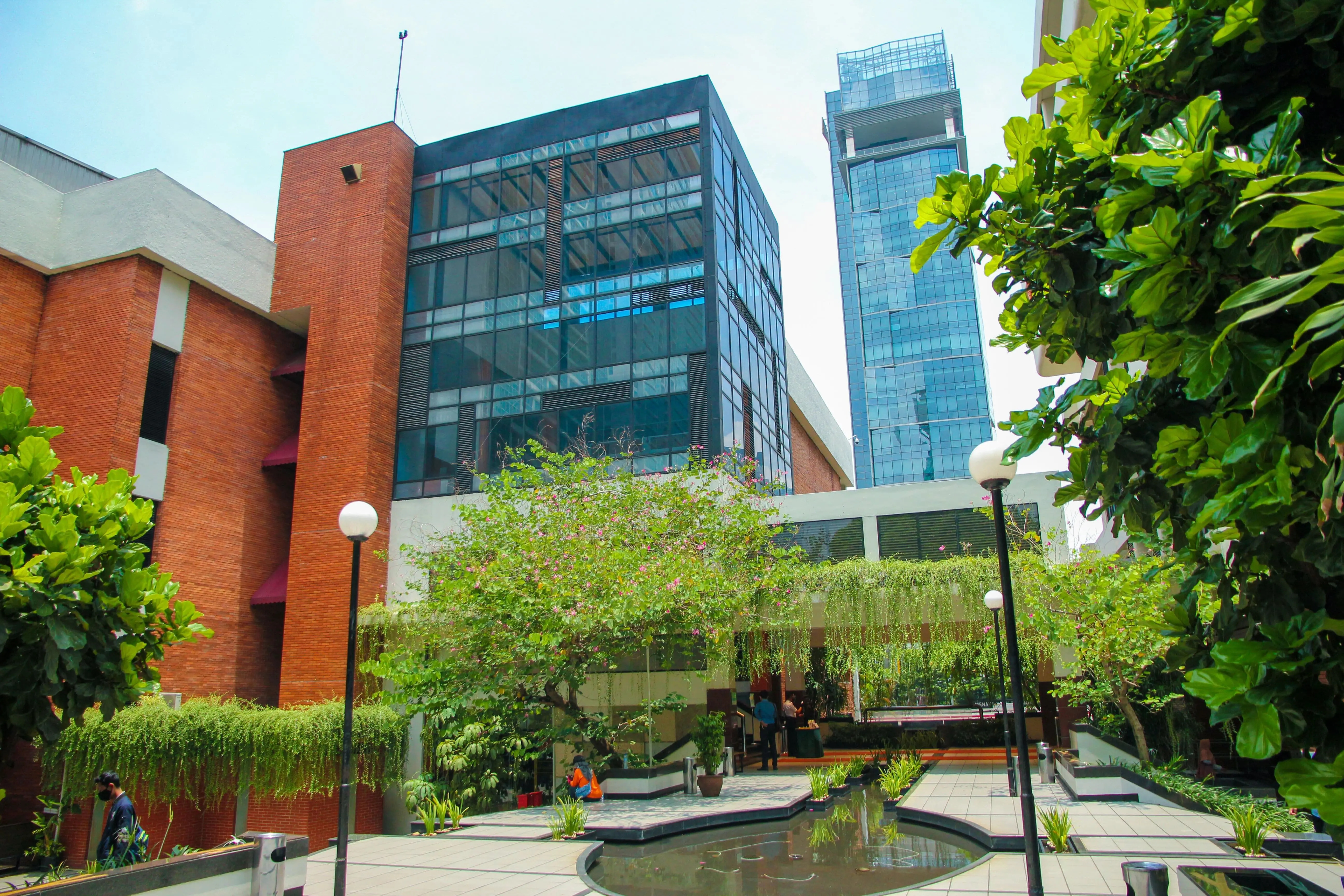 Tentang Setiabudi One - Ambisius Wiki